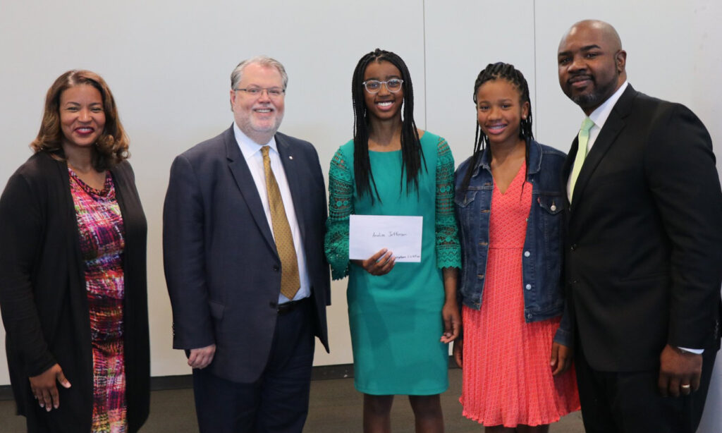 Scholarships – DC Knights of Columbus Charities